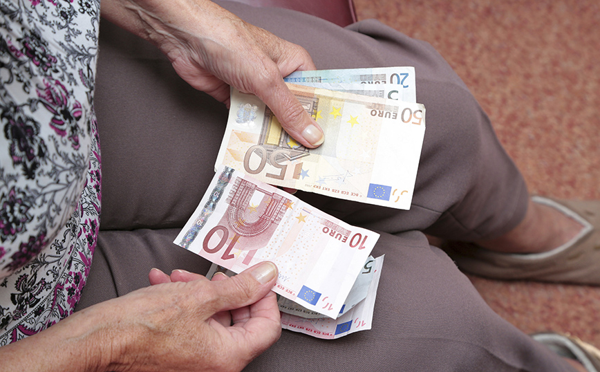 ΟΠΕΚΑ: Άνοιξε η πλατφόρμα για το επίδομα παιδιού Α21 | Apotypomata
