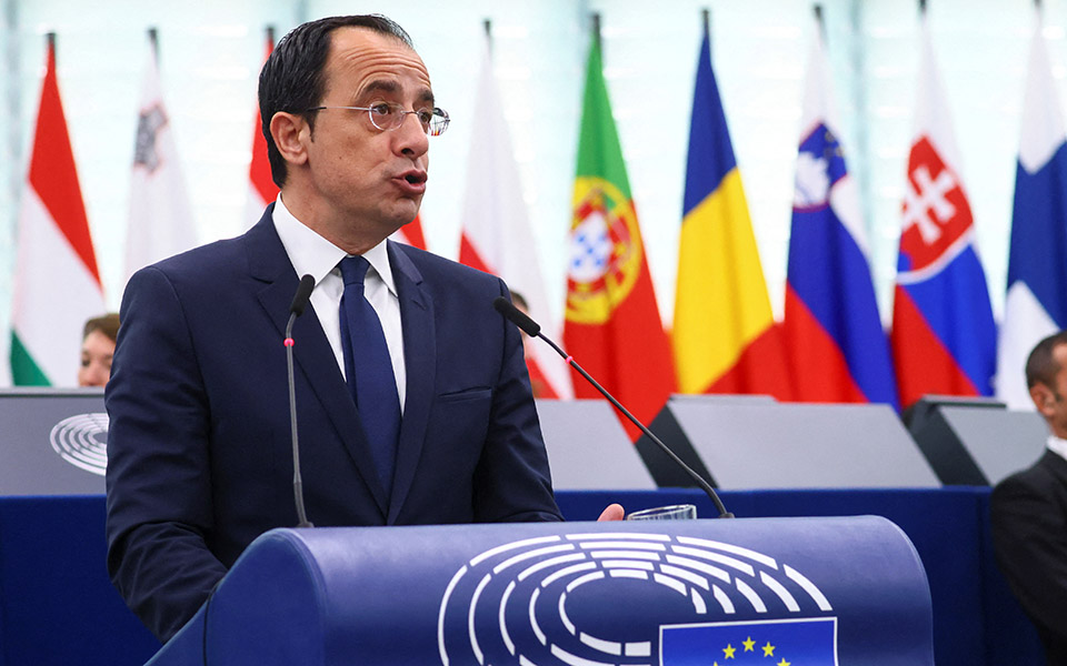 Χριστοδουλίδης: Εντός του 2023 τριμερής Σύνοδος Κύπρου-Ελλάδας ...