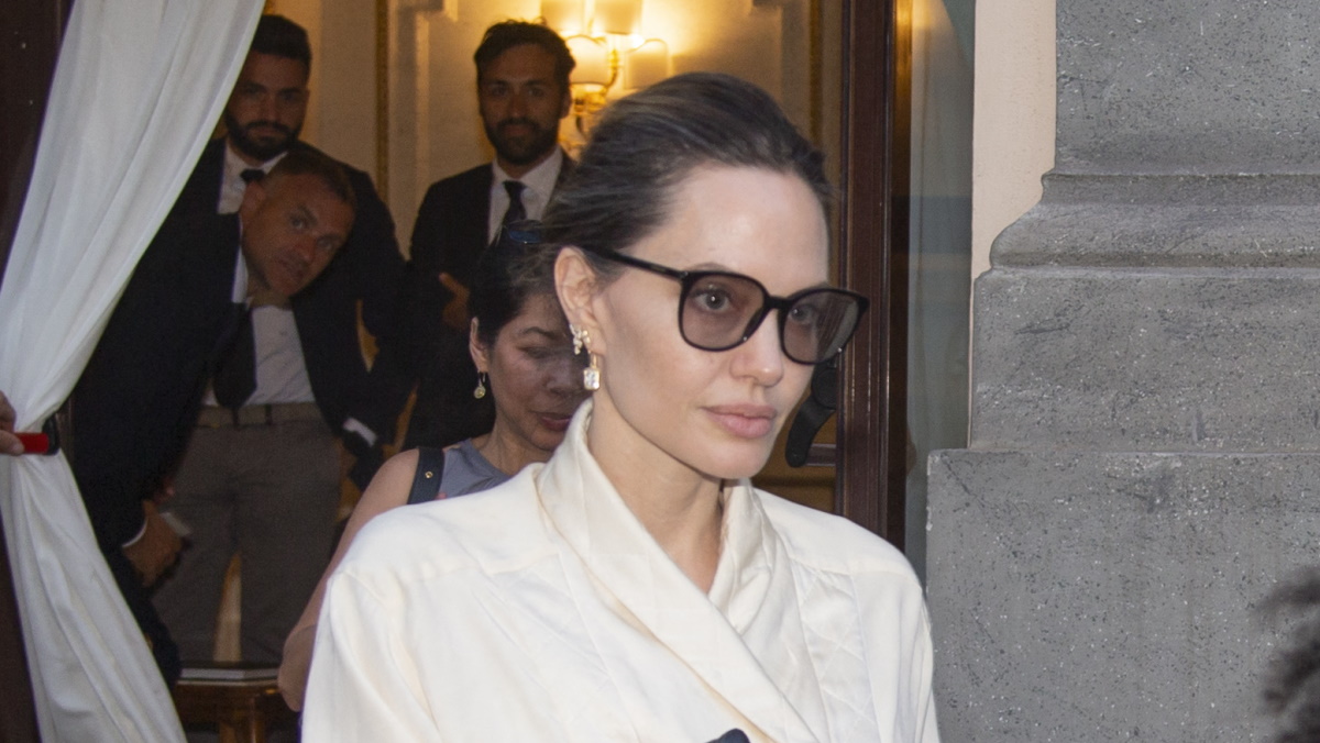 Αντζελίνα Τζολί: Έξι μήνες πριν από το διαζύγιο έπαθα παράλυση Bell ...