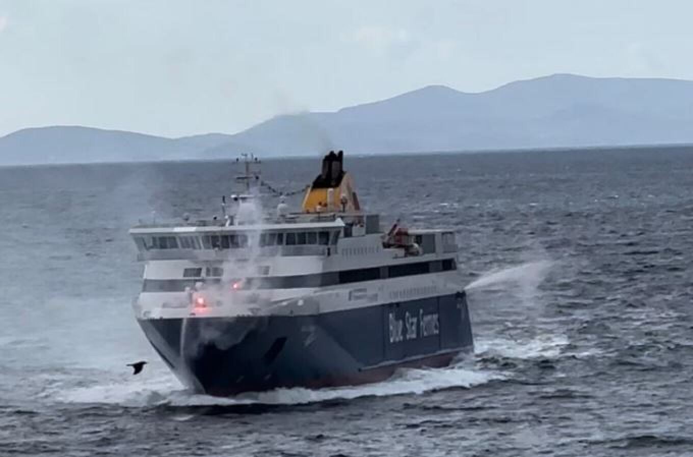 Τήνος: Ο εορταστικός χαιρετισμός του Blue Star Paros στον Άγιο Νικόλαο ...